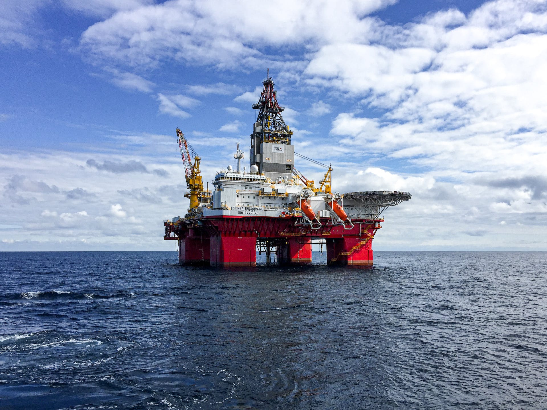 Oil & Gas - STS | HSE Consultancy & Advisory Services